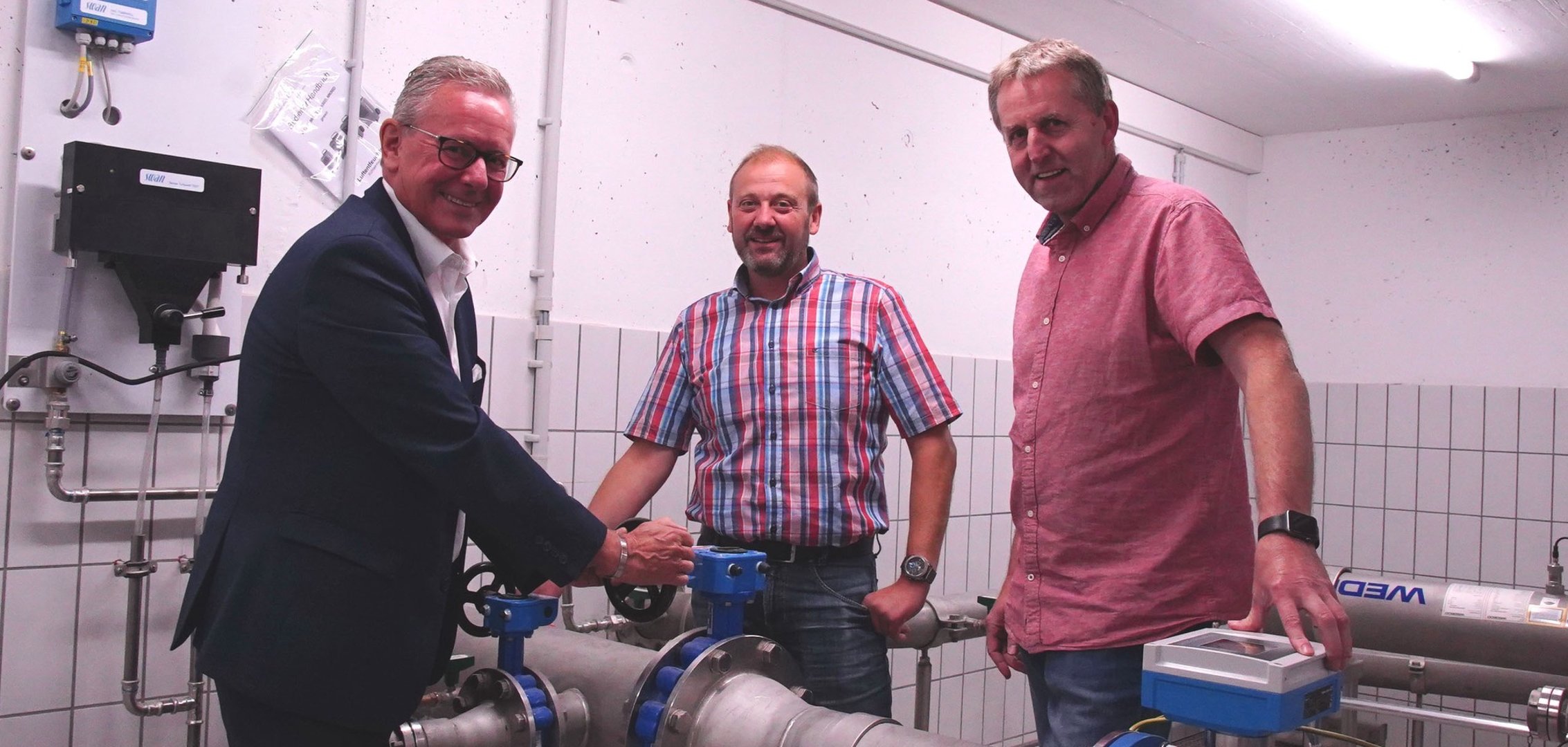 Wasser marsch: Neuer Hochbehälter geht „ans Netz“ | Stadt Haiger ...